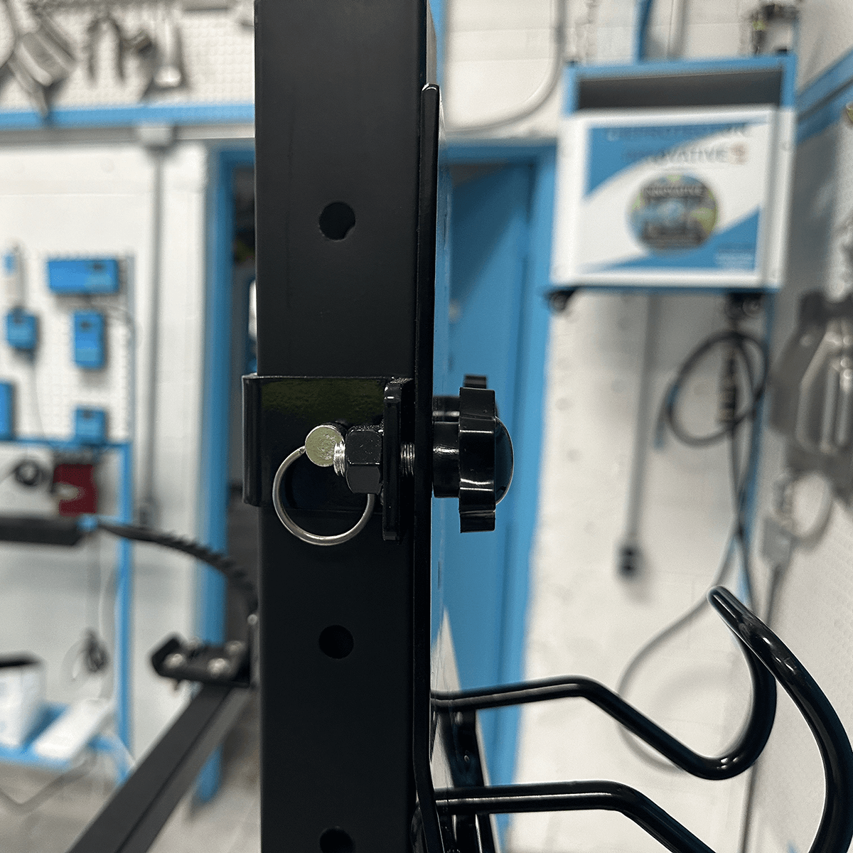 Welcome to Shoptheprotector - Mounting Bracket TRAILER EDITION KIT